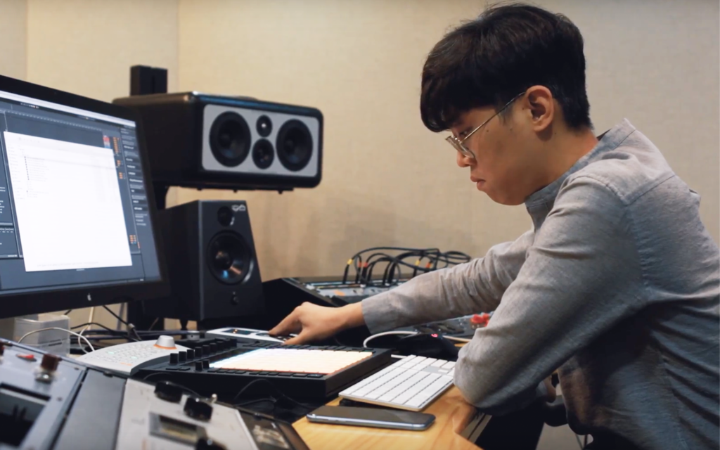 Hwang Hyun and G-high of MonoTree (EXO, Girls' Generation) on the ...