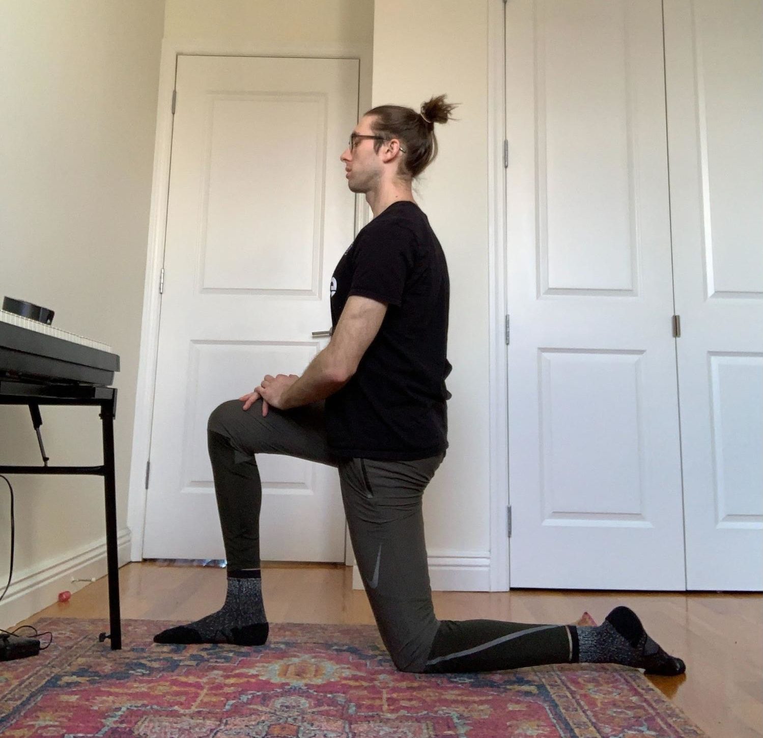 7 stretches and exercises for musicians (with pictures) - Blog | Splice