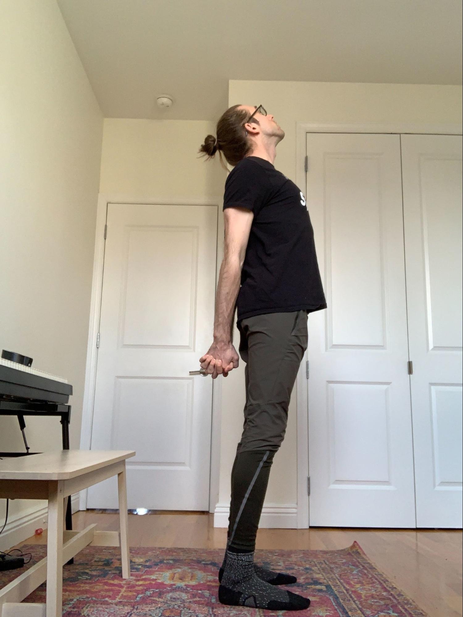 7 stretches and exercises for musicians (with pictures) - Blog | Splice